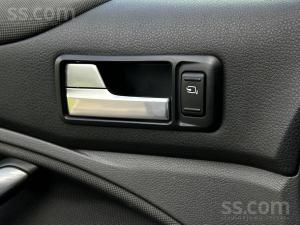 Zils Ford Kuga 2009 Cēsis, ar dzinēja tilpumu 2.00 L un nobraukumu 259 tūkst. km par 4600 €, foto 18 vietnē AUTOMOTO.COM.LV