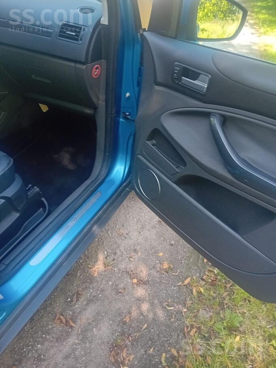 Zils Ford Kuga 2009 Kuldīga, ar dzinēja tilpumu 2.00 L un nobraukumu 342 tūkst. km par 5900 €, foto 8 vietnē AUTOMOTO.COM.LV