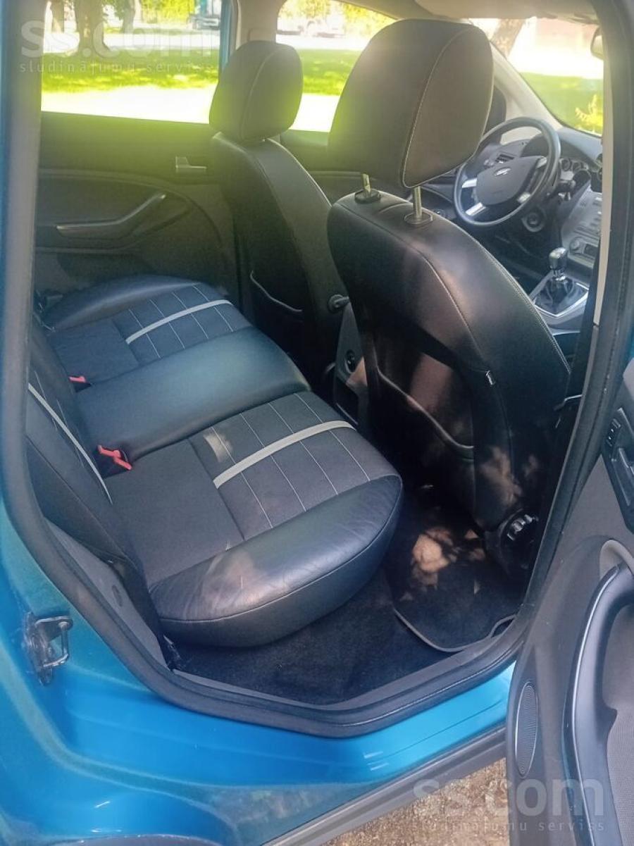 Zils Ford Kuga 2009 Kuldīga, ar dzinēja tilpumu 2.00 L un nobraukumu 342 tūkst. km par 5900 €, foto 11 vietnē AUTOMOTO.COM.LV