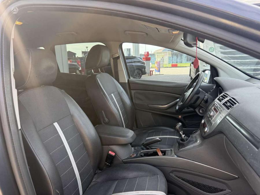 Zils Ford Kuga 2009 Tauragė, ar dzinēja tilpumu 2.00 L un nobraukumu 295 tūkst. km par 3800 €, foto 13 vietnē AUTOMOTO.COM.LV
