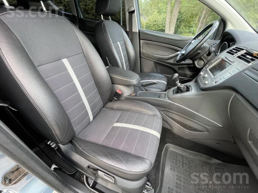 Zils Ford Kuga 2009 Jūrmala, ar dzinēja tilpumu 2.00 L un nobraukumu 0 tūkst. km par 5250 €, foto 33 vietnē AUTOMOTO.COM.LV