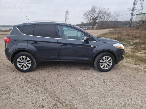 Zils Ford Kuga 2010 Liepāja, ar dzinēja tilpumu 2.00 L un nobraukumu 236 tūkst. km par 4750 €, foto 2 vietnē AUTOMOTO.COM.LV