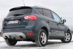 Zils Ford Kuga 2010 Rīga, ar dzinēja tilpumu 2.00 L un nobraukumu 238 tūkst. km par 5350 €, foto 7 vietnē AUTOMOTO.COM.LV