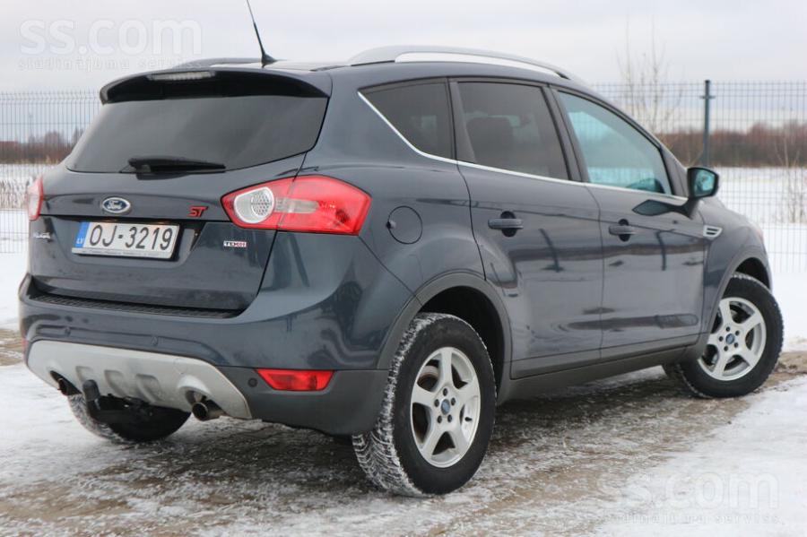 Zils Ford Kuga 2010 Rīga, ar dzinēja tilpumu 2.00 L un nobraukumu 238 tūkst. km par 5350 €, foto 8 vietnē AUTOMOTO.COM.LV