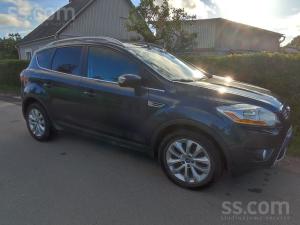 Zils Ford Kuga 2010 Liepāja, ar dzinēja tilpumu 2.00 L un nobraukumu 234 tūkst. km par 5300 €, foto  vietnē AUTOMOTO.COM.LV