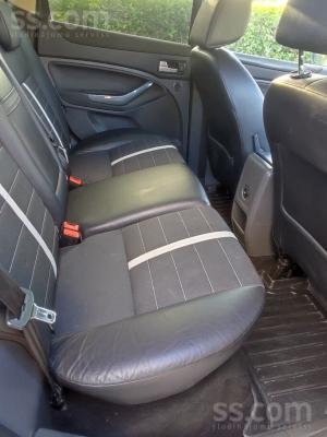 Zils Ford Kuga 2010 Liepāja, ar dzinēja tilpumu 2.00 L un nobraukumu 234 tūkst. km par 5300 €, foto 9 vietnē AUTOMOTO.COM.LV