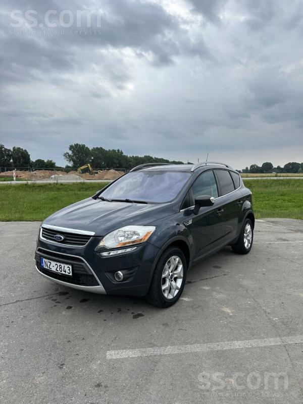Zils Ford Kuga 2010 Bauska, ar dzinēja tilpumu 2.00 L un nobraukumu 260 tūkst. km par 6300 €, foto 2 vietnē AUTOMOTO.COM.LV