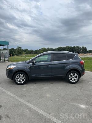 Zils Ford Kuga 2010 Bauska, ar dzinēja tilpumu 2.00 L un nobraukumu 260 tūkst. km par 6300 €, foto 4 vietnē AUTOMOTO.COM.LV