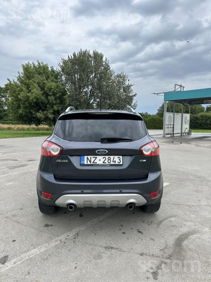 Zils Ford Kuga 2010 Bauska, ar dzinēja tilpumu 2.00 L un nobraukumu 260 tūkst. km par 6300 €, foto 5 vietnē AUTOMOTO.COM.LV
