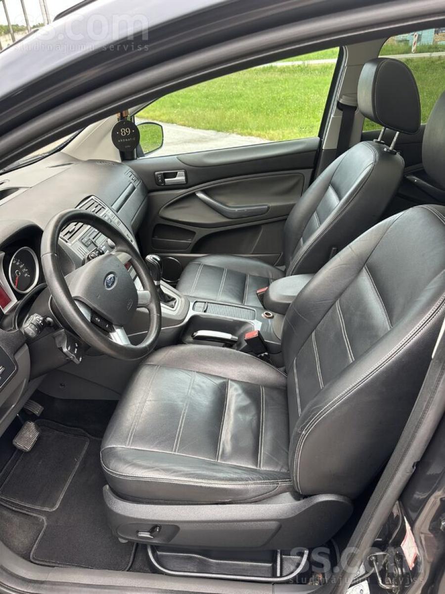 Zils Ford Kuga 2010 Bauska, ar dzinēja tilpumu 2.00 L un nobraukumu 260 tūkst. km par 6300 €, foto 16 vietnē AUTOMOTO.COM.LV