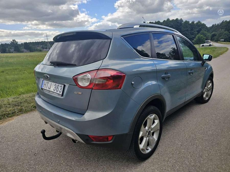 Blue Ford Kuga 2010 in Vilnius, with an engine capacity of 2.00 L and mileage of 390 thousand km for 3550 €, photo 4 on AUTOMOTO.COM.LV