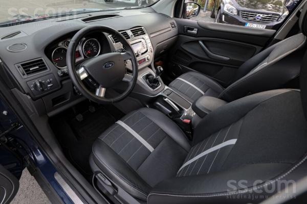 Blue Ford Kuga 2011 in Jelgava, with an engine capacity of 2.00 L and mileage of 0 thousand km for 6990 €, photo 8 on AUTOMOTO.COM.LV
