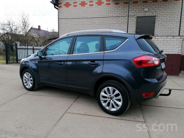 Zils Ford Kuga 2011 Daugavpils, ar dzinēja tilpumu 2.00 L un nobraukumu 0 tūkst. km par 5550 €, foto 9 vietnē AUTOMOTO.COM.LV