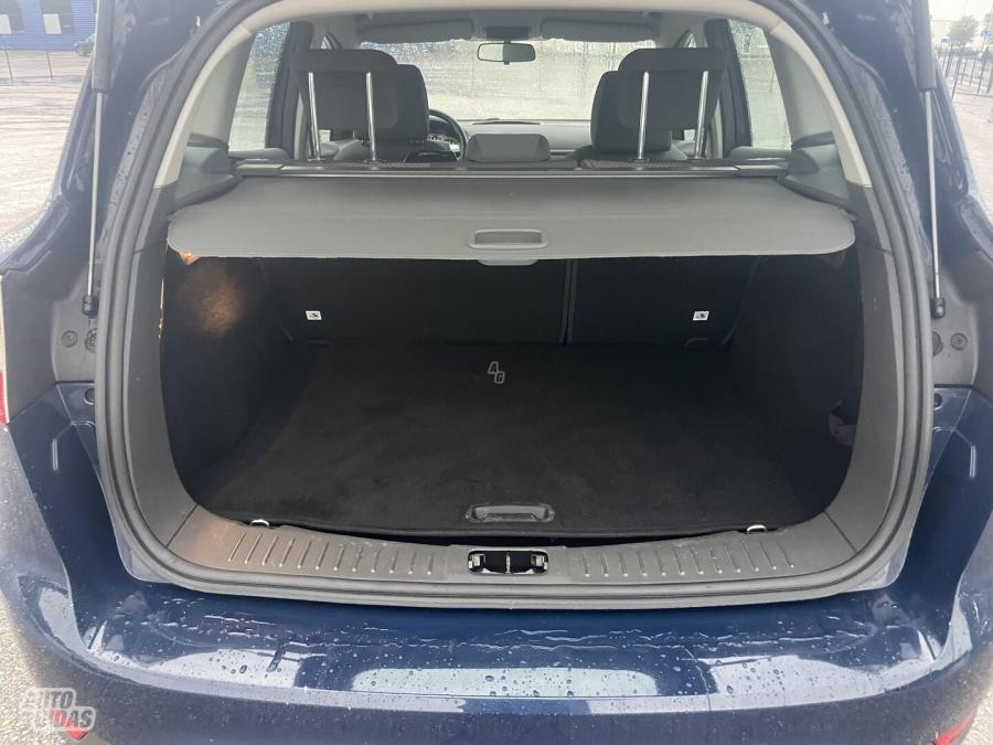 Blue Ford Kuga 2011 in Kaunas, with an engine capacity of 2.00 L and mileage of 151 thousand km for 5999 €, photo 26 on AUTOMOTO.COM.LV