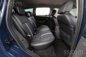 Zils Ford Kuga 2011 Jelgava, ar dzinēja tilpumu 2.00 L un nobraukumu 0 tūkst. km par 6990 €, foto 12 vietnē AUTOMOTO.COM.LV