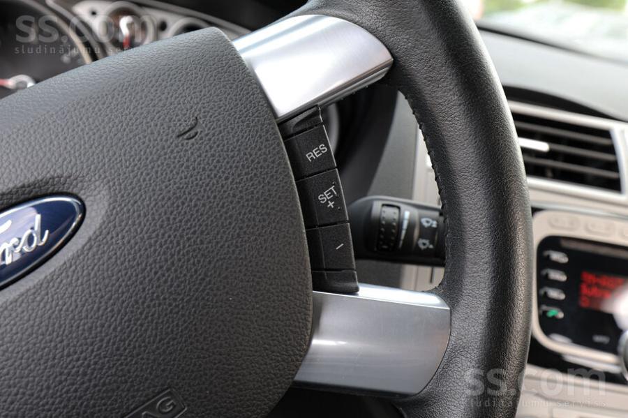 Zils Ford Kuga 2011 Jelgava, ar dzinēja tilpumu 2.00 L un nobraukumu 0 tūkst. km par 6990 €, foto 18 vietnē AUTOMOTO.COM.LV