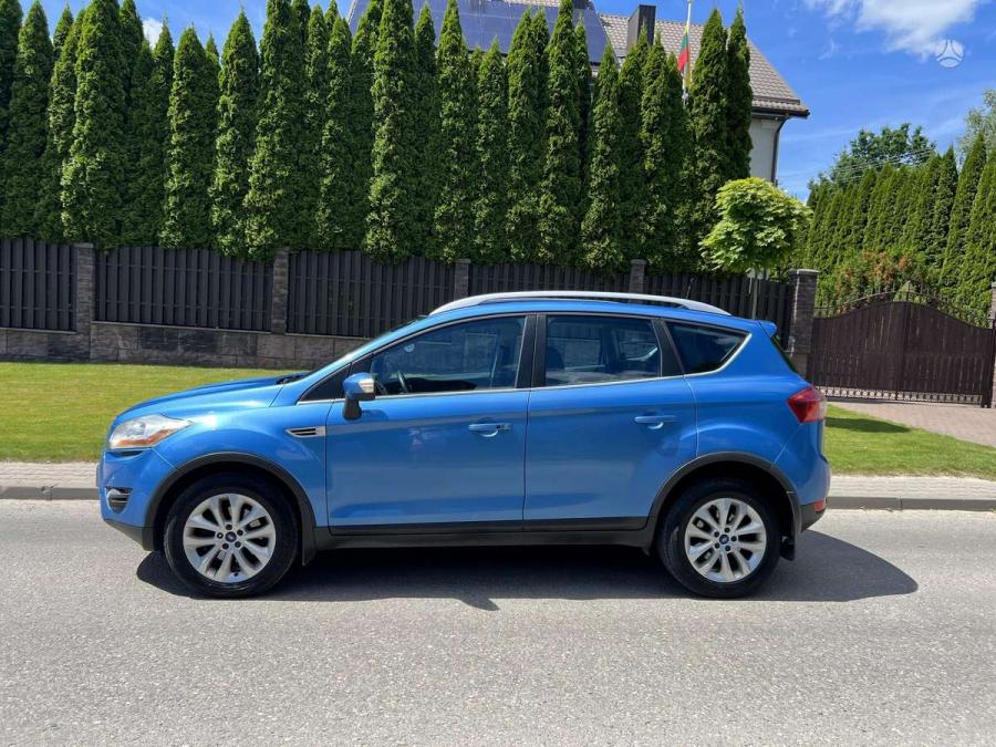 Blue Ford Kuga 2011 in Vilnius, with an engine capacity of 0.20 L and mileage of 370 thousand km for 3999 €, photo 3 on AUTOMOTO.COM.LV