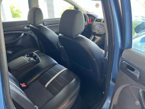 Blue Ford Kuga 2011 in Vilnius, with an engine capacity of 0.20 L and mileage of 370 thousand km for 3999 €, photo 19 on AUTOMOTO.COM.LV