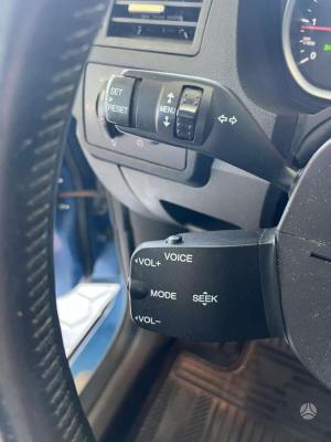 Blue Ford Kuga 2011 in Vilnius, with an engine capacity of 0.20 L and mileage of 370 thousand km for 3999 €, photo 21 on AUTOMOTO.COM.LV