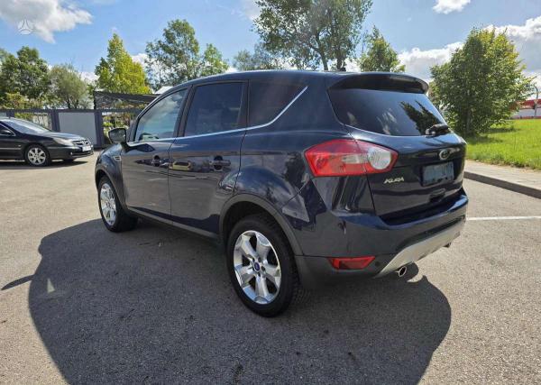 Blue Ford Kuga 2011 in Siauliai, with an engine capacity of 2.00 L and mileage of 266 thousand km for 4600 €, photo 2 on AUTOMOTO.COM.LV