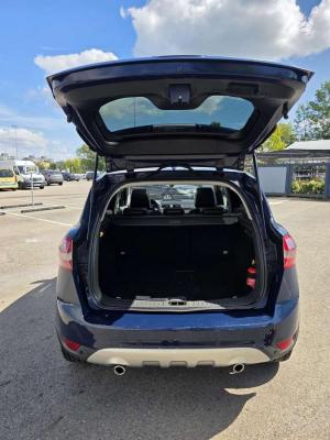Blue Ford Kuga 2011 in Siauliai, with an engine capacity of 2.00 L and mileage of 266 thousand km for 4600 €, photo 8 on AUTOMOTO.COM.LV