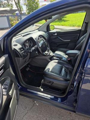 Blue Ford Kuga 2011 in Siauliai, with an engine capacity of 2.00 L and mileage of 266 thousand km for 4600 €, photo 11 on AUTOMOTO.COM.LV