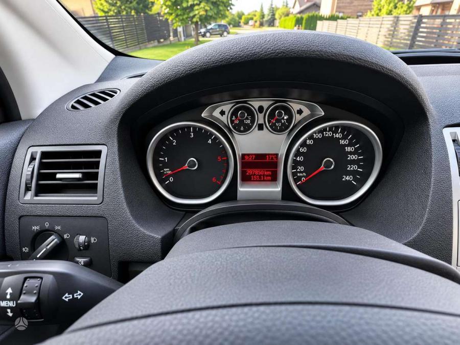 Zils Ford Kuga 2011 Klaipėda, ar dzinēja tilpumu 2.00 L un nobraukumu 298 tūkst. km par 5200 €, foto 16 vietnē AUTOMOTO.COM.LV