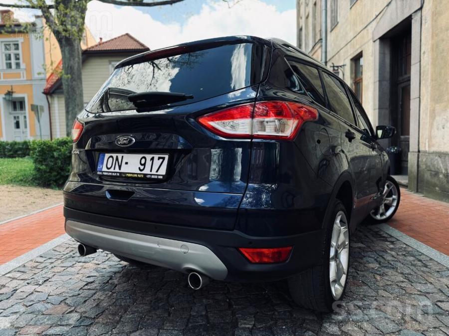 Zils Ford Kuga 2013 Cēsis, ar dzinēja tilpumu 2.00 L un nobraukumu 0 tūkst. km par 9650 €, foto 6 vietnē AUTOMOTO.COM.LV