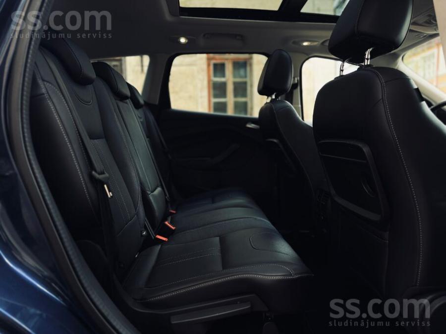 Zils Ford Kuga 2013 Cēsis, ar dzinēja tilpumu 2.00 L un nobraukumu 0 tūkst. km par 9650 €, foto 10 vietnē AUTOMOTO.COM.LV