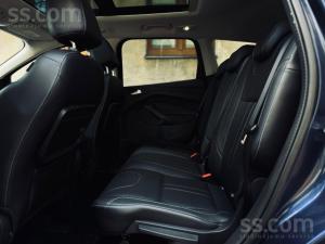 Zils Ford Kuga 2013 Cēsis, ar dzinēja tilpumu 2.00 L un nobraukumu 0 tūkst. km par 9650 €, foto 11 vietnē AUTOMOTO.COM.LV