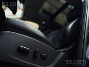 Zils Ford Kuga 2013 Cēsis, ar dzinēja tilpumu 2.00 L un nobraukumu 0 tūkst. km par 9650 €, foto 14 vietnē AUTOMOTO.COM.LV