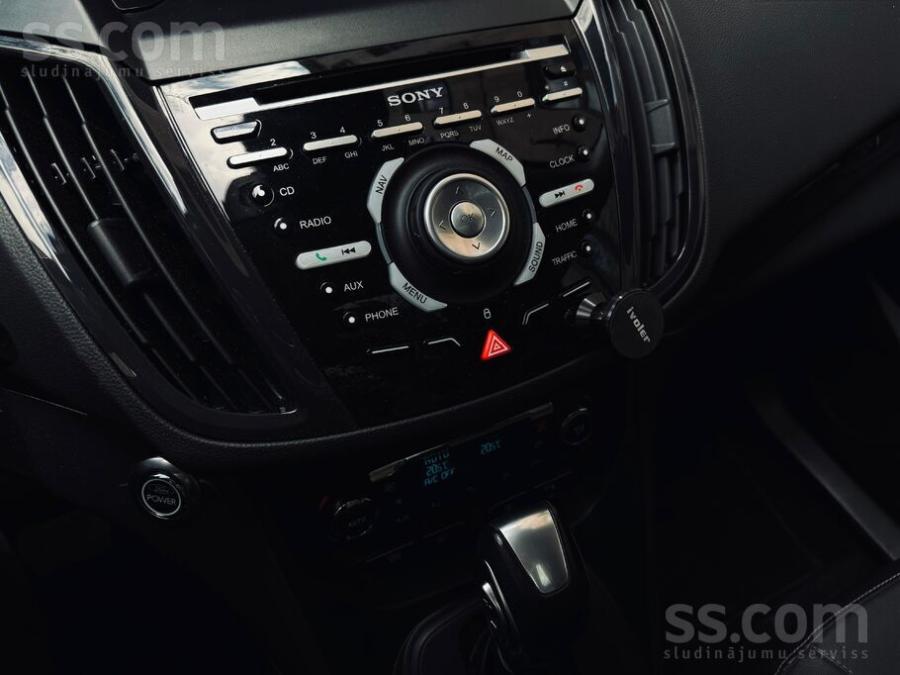 Zils Ford Kuga 2013 Cēsis, ar dzinēja tilpumu 2.00 L un nobraukumu 0 tūkst. km par 9650 €, foto 21 vietnē AUTOMOTO.COM.LV