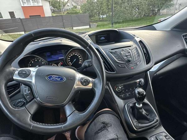Blue Ford Kuga 2013 in Alytus, with an engine capacity of 1.60 L and mileage of 225 thousand km for 7650 €, photo 10 on AUTOMOTO.COM.LV