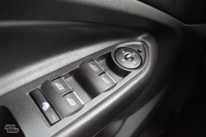 Zils Ford Kuga 2013 Viļņa, ar dzinēja tilpumu 2.00 L un nobraukumu 268 tūkst. km par 7000 €, foto 26 vietnē AUTOMOTO.COM.LV