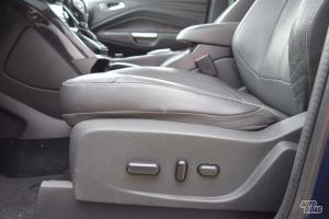 Zils Ford Kuga 2013 Viļņa, ar dzinēja tilpumu 2.00 L un nobraukumu 268 tūkst. km par 7000 €, foto 29 vietnē AUTOMOTO.COM.LV