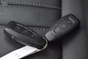Zils Ford Kuga 2013 Viļņa, ar dzinēja tilpumu 2.00 L un nobraukumu 268 tūkst. km par 7000 €, foto 36 vietnē AUTOMOTO.COM.LV
