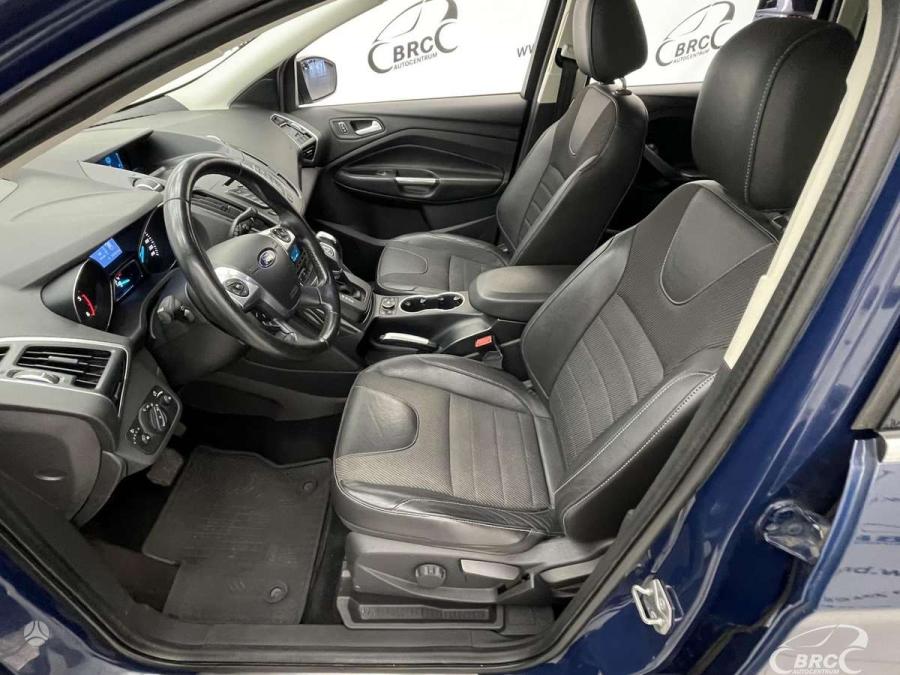Blue Ford Kuga 2014 in Vilnius, with an engine capacity of 2.00 L and mileage of 181 thousand km for 5900 €, photo 21 on AUTOMOTO.COM.LV