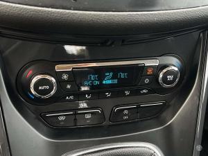 Blue Ford Kuga 2014 in Kaunas, with an engine capacity of 1.60 L and mileage of 245 thousand km for 7999 €, photo 17 on AUTOMOTO.COM.LV