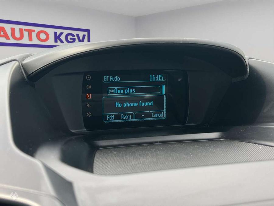 Blue Ford Kuga 2014 in Kaunas, with an engine capacity of 1.60 L and mileage of 245 thousand km for 7999 €, photo 19 on AUTOMOTO.COM.LV
