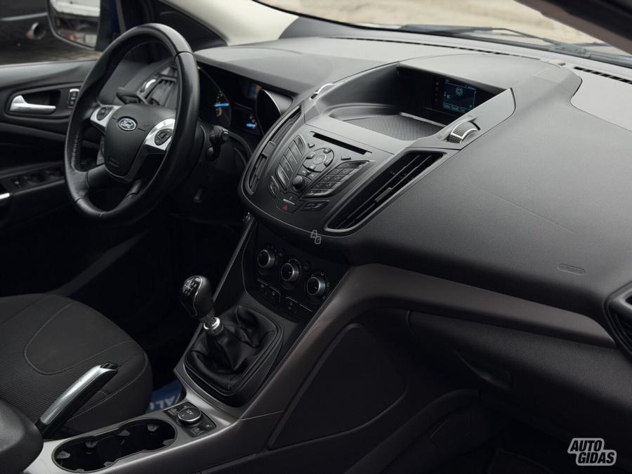 Zils Ford Kuga 2014 Rokiškis, ar dzinēja tilpumu 1.60 L un nobraukumu 133 tūkst. km par 3850 €, foto 19 vietnē AUTOMOTO.COM.LV