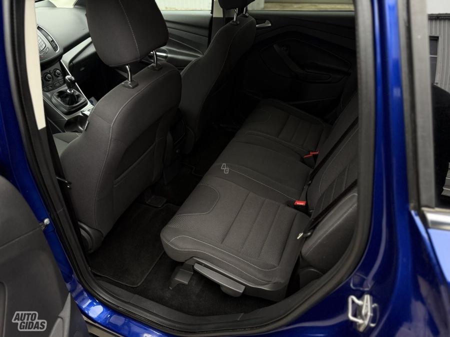 Zils Ford Kuga 2014 Rokiškis, ar dzinēja tilpumu 1.60 L un nobraukumu 133 tūkst. km par 3850 €, foto 26 vietnē AUTOMOTO.COM.LV