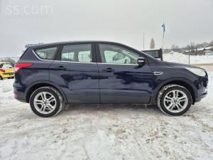 Zils Ford Kuga 2015 Liepāja, ar dzinēja tilpumu 1.50 L un nobraukumu 202 tūkst. km par 7700 €, foto 4 vietnē AUTOMOTO.COM.LV