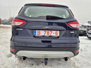 Zils Ford Kuga 2015 Liepāja, ar dzinēja tilpumu 1.50 L un nobraukumu 202 tūkst. km par 7700 €, foto 6 vietnē AUTOMOTO.COM.LV
