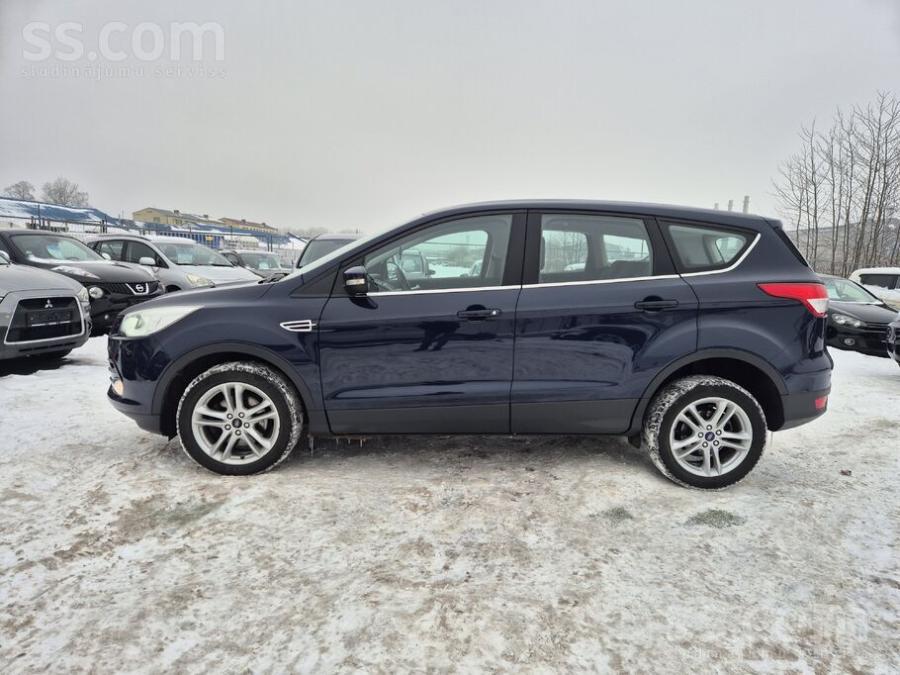 Zils Ford Kuga 2015 Liepāja, ar dzinēja tilpumu 1.50 L un nobraukumu 202 tūkst. km par 7700 €, foto 8 vietnē AUTOMOTO.COM.LV