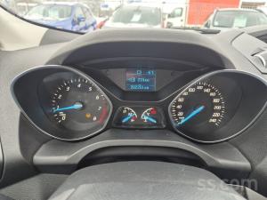 Zils Ford Kuga 2015 Liepāja, ar dzinēja tilpumu 1.50 L un nobraukumu 202 tūkst. km par 7700 €, foto 12 vietnē AUTOMOTO.COM.LV