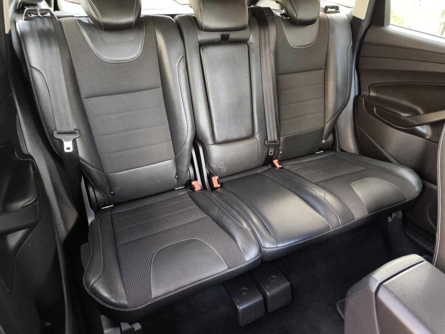 Zils Ford Kuga 2015 Telšiai, ar dzinēja tilpumu 2.00 L un nobraukumu 283 tūkst. km par 6900 €, foto 25 vietnē AUTOMOTO.COM.LV