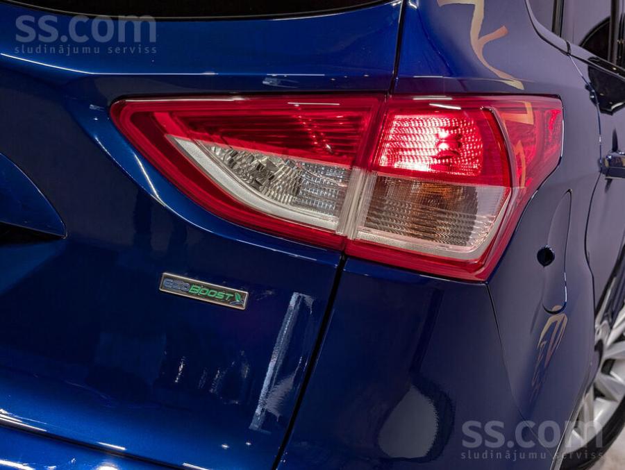 Zils Ford Kuga 2015 Jūrmala, ar dzinēja tilpumu 1.50 L un nobraukumu 189 tūkst. km par 8650 €, foto 13 vietnē AUTOMOTO.COM.LV
