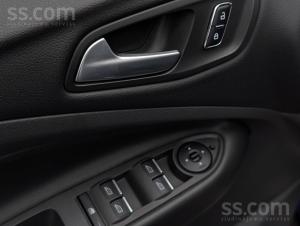 Zils Ford Kuga 2015 Jūrmala, ar dzinēja tilpumu 1.50 L un nobraukumu 189 tūkst. km par 8650 €, foto 17 vietnē AUTOMOTO.COM.LV