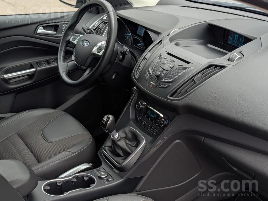 Zils Ford Kuga 2015 Jūrmala, ar dzinēja tilpumu 1.50 L un nobraukumu 189 tūkst. km par 8650 €, foto 23 vietnē AUTOMOTO.COM.LV