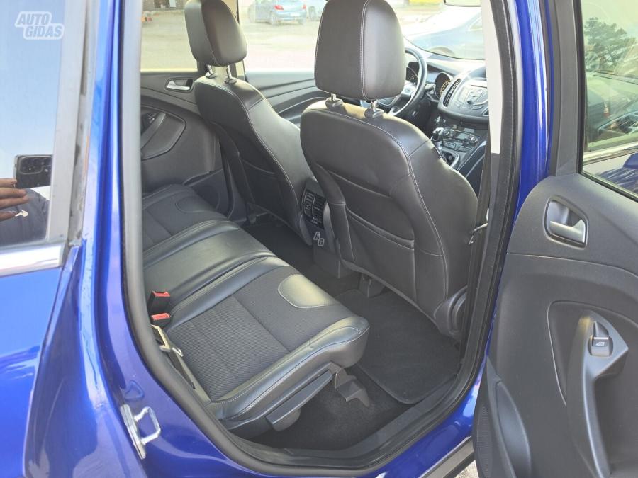 Zils Ford Kuga 2015 Pakruojis, ar dzinēja tilpumu 2.00 L un nobraukumu 185 tūkst. km par 7100 €, foto 15 vietnē AUTOMOTO.COM.LV